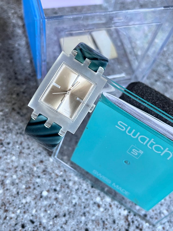 Special Swatch Watch in collectible box NEW unworn 25… - Gem