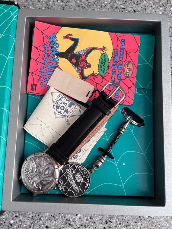 NEW runs Fossil watch RARE Spider-man Volume 3 Limite… - Gem