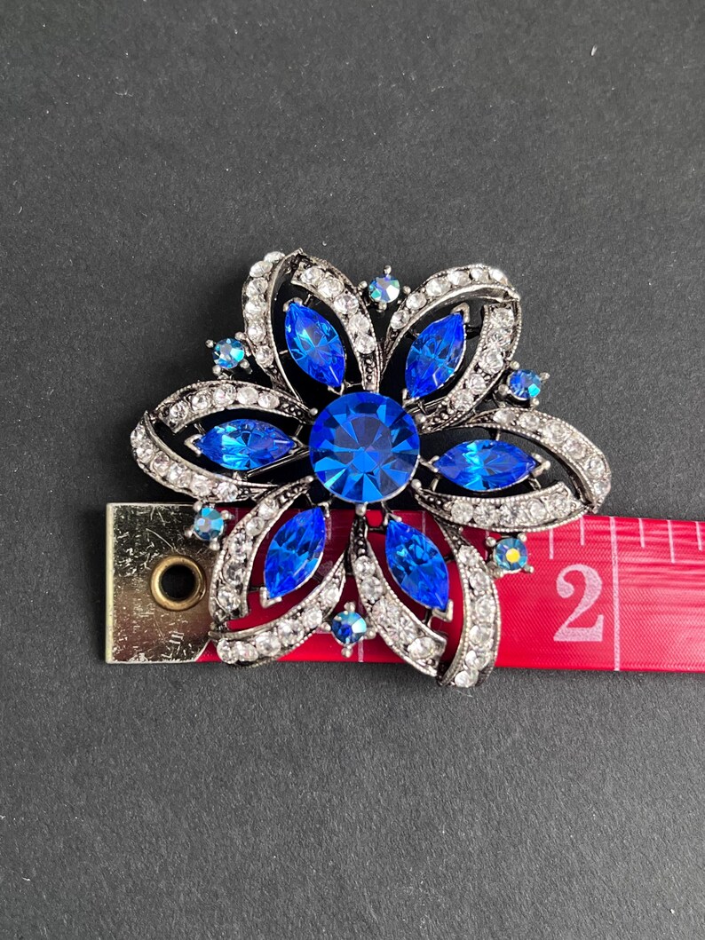 WEISS Signed Vintage Antique Designer Blue and Clear Crystal Pin 2 ...