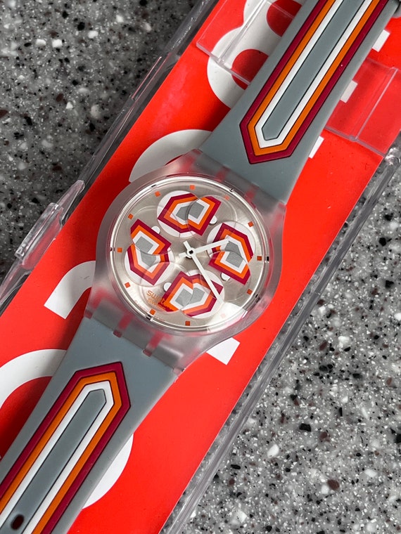 Swatch Vintage Watch called Moving Flower SUPK100 nev… - Gem