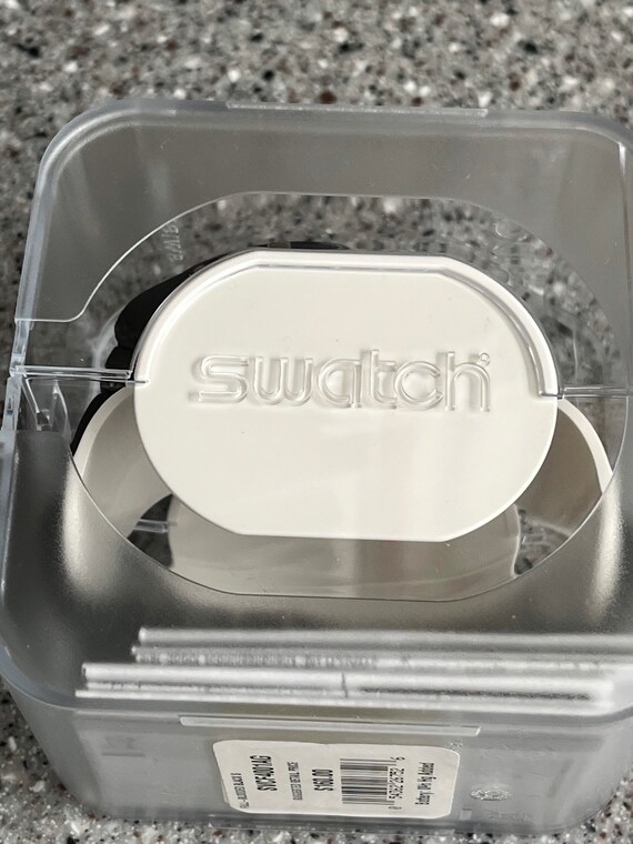 Swatch Watch Full Blooded Skull Halloween Swatch Watc… - Gem