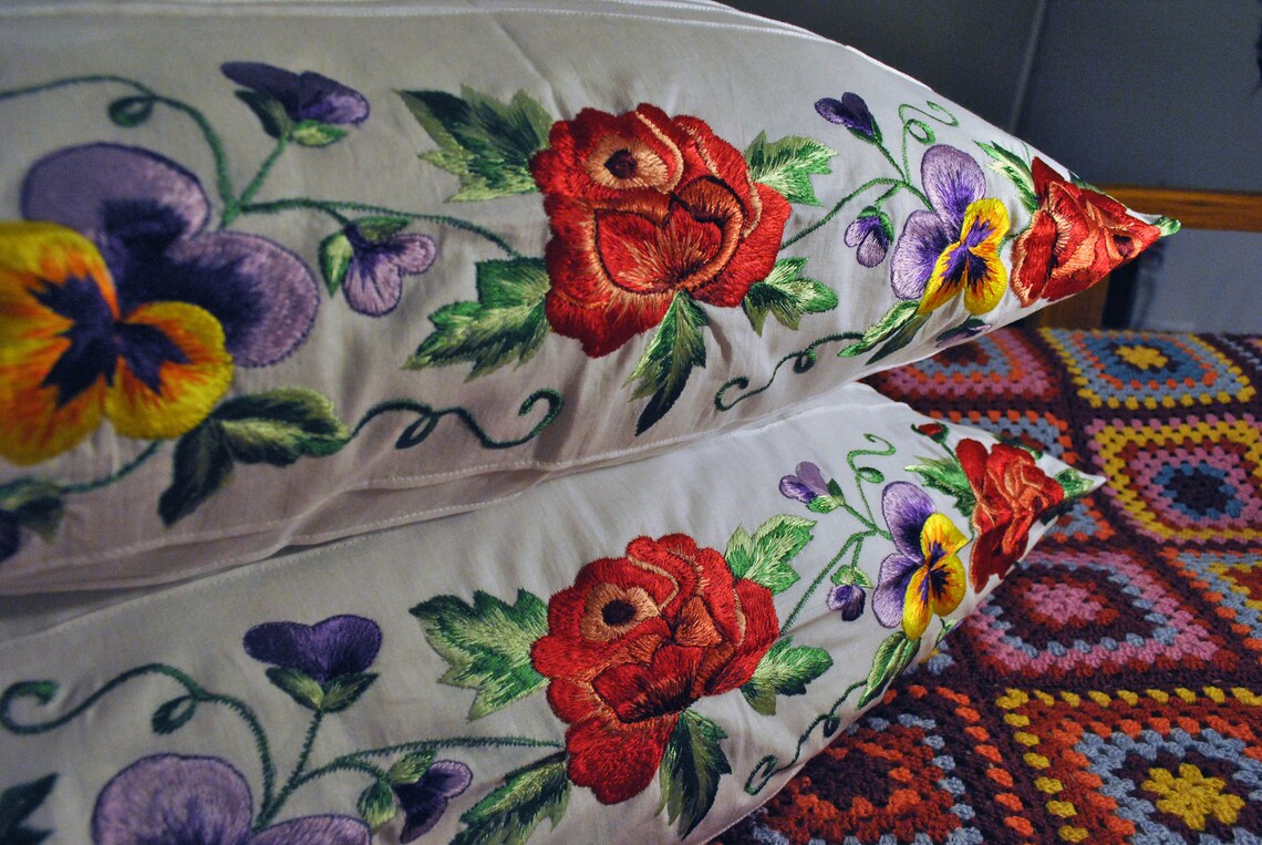 Hand Embroidered Pillowcases Country Style Floral Embroidery Bedroom ...