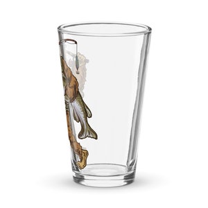 Bigfoot King Salmon Fishing Pint Shaker Glass-unique Sasquatch Angler ...