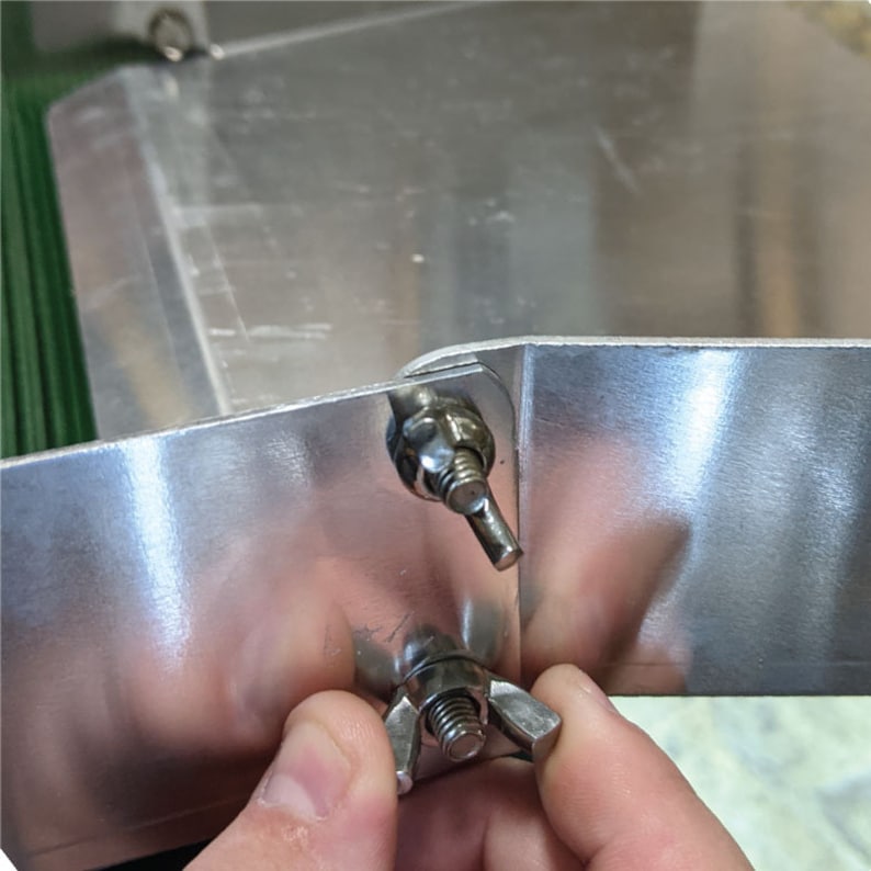 34.5" Aluminum Sluice Box With Rubber Matting | Hungarian, "v" Shaped ...