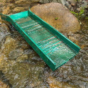 30" Light Weight Green Sluice Box With Shoulder Strap & 2 Carabineer - Etsy
