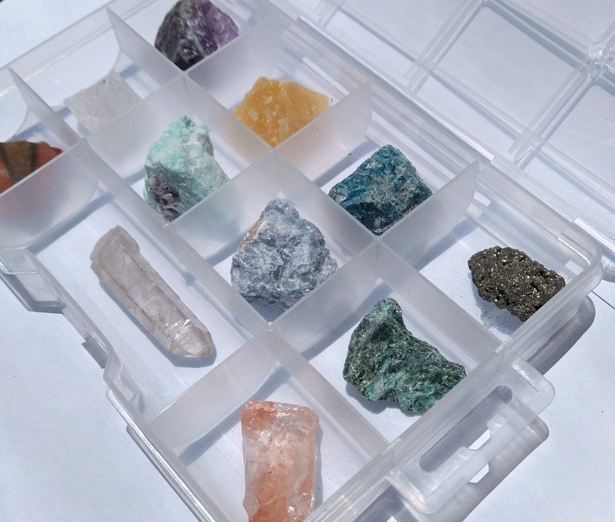 Rainbow Gem Kit 11 Piece Gemstones in Plastic Case NEW - Etsy