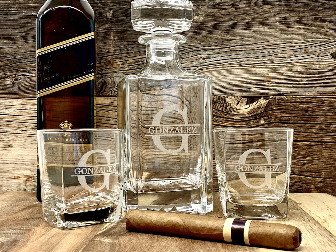 Personalized Whiskey Decanter Set - Rocks Glasses and Whiskey Decanter ...