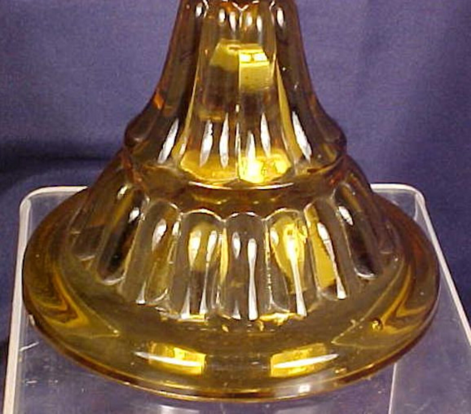 Antique Findlay Glass Kerosene Lamp Convex Rib Amber Glass Dalzell ...