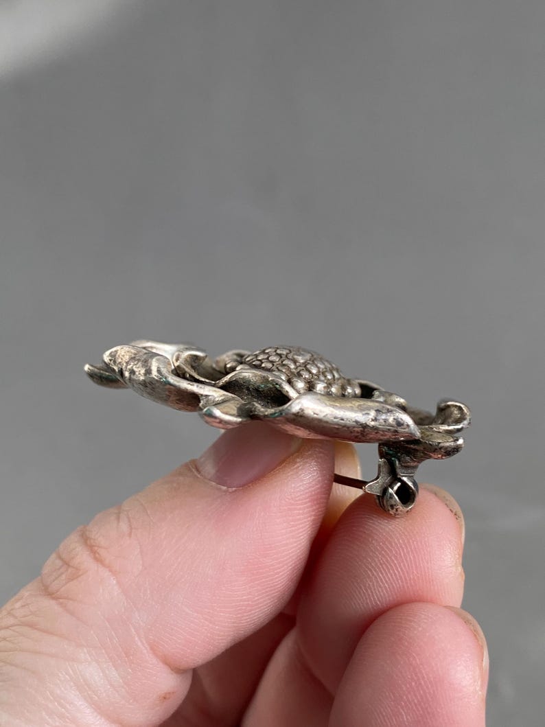 Vintage Miracle White Rose of York Brooch, Medieval Heraldic Style ...