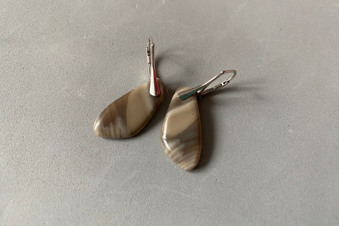 Cappucino Flint Beige Striped Stone Earrings With Silver 925 Leverbacks ...