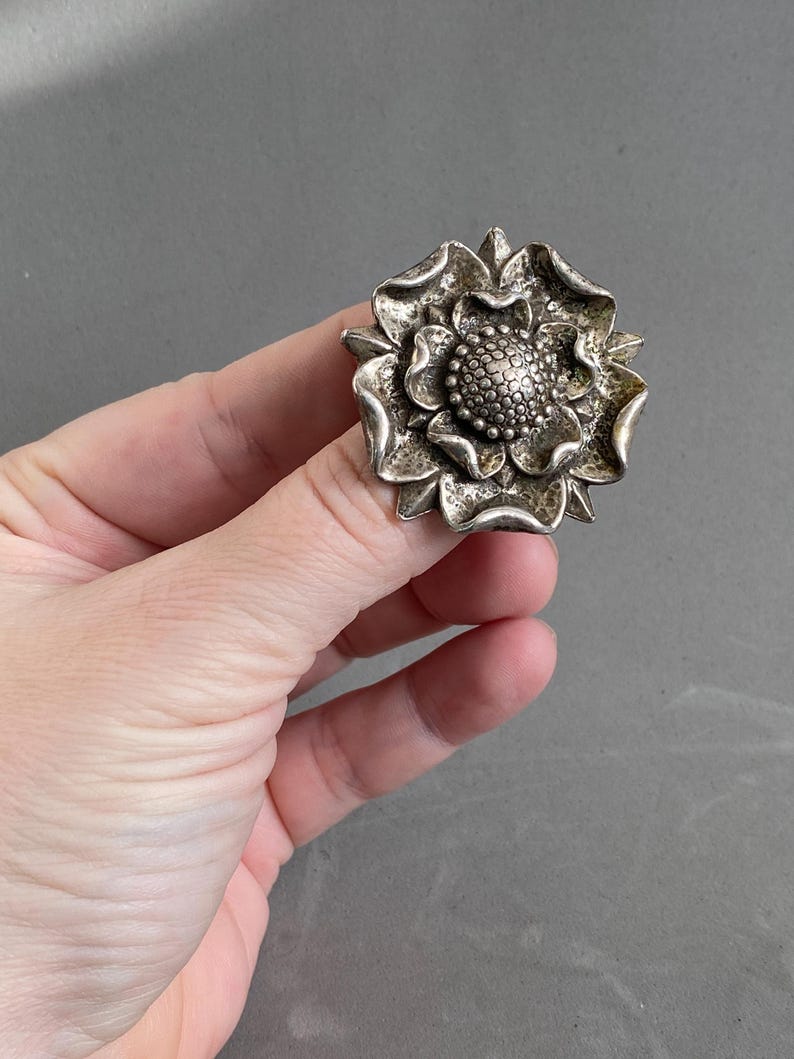 Vintage Miracle White Rose of York Brooch, Medieval Heraldic Style ...