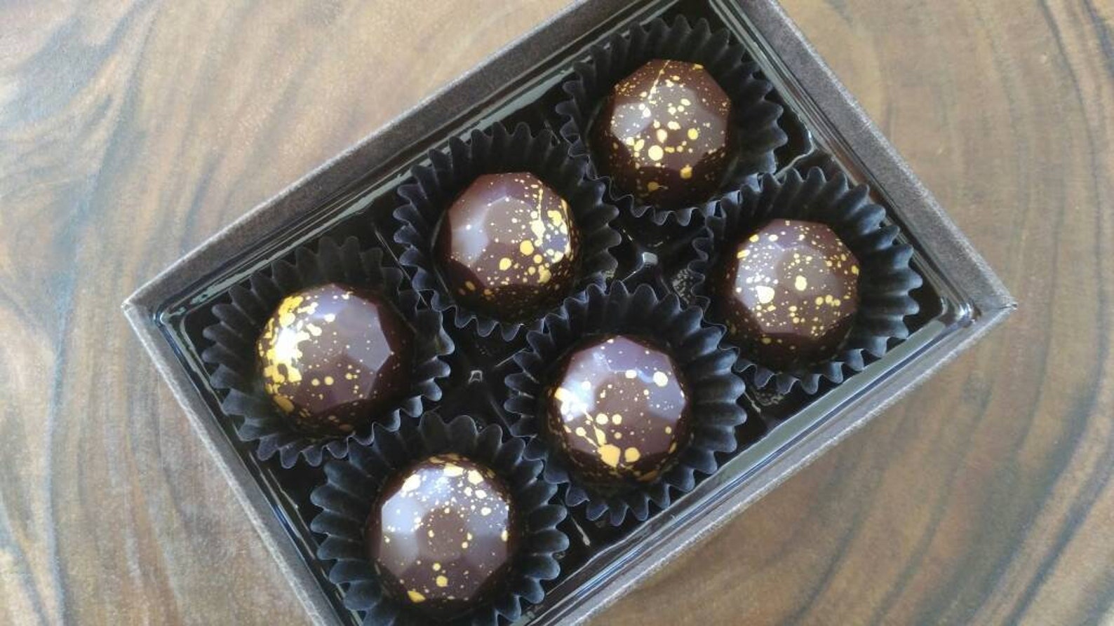 Dark Chocolate Sea Salt Caramel Bon Bons 6 Piece Truffle Box | Etsy