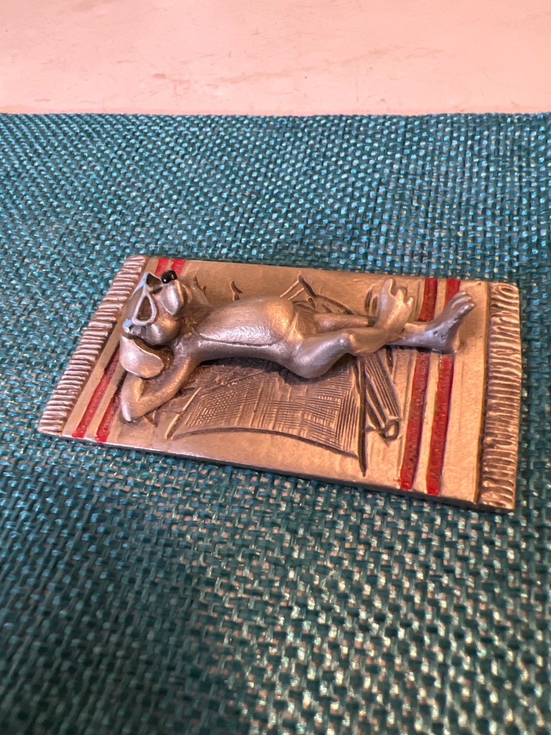 Pewter Dog on Beach Blanket Figurine Hudson Fine Pewter 1983 2906 USA 1 ...