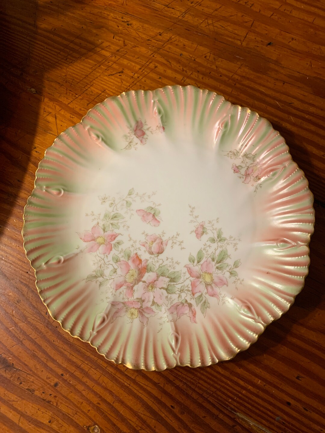 Hand Painted and Crafted Lustrous Plate With Embossed Ruffles and ...