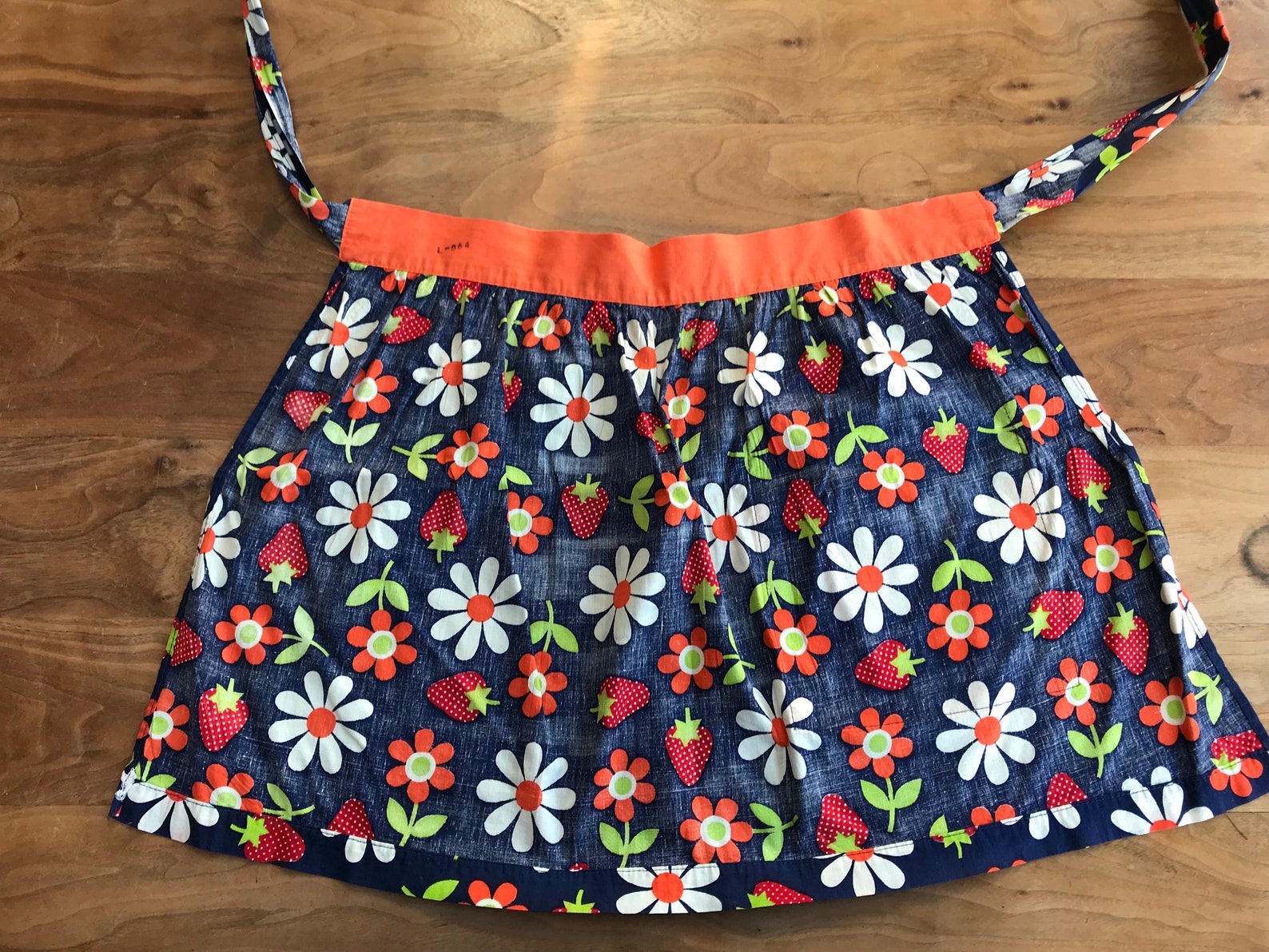Daisy Strawberry Pinafore Apron, Vintage Girls 5 8 Years, Black Orange ...