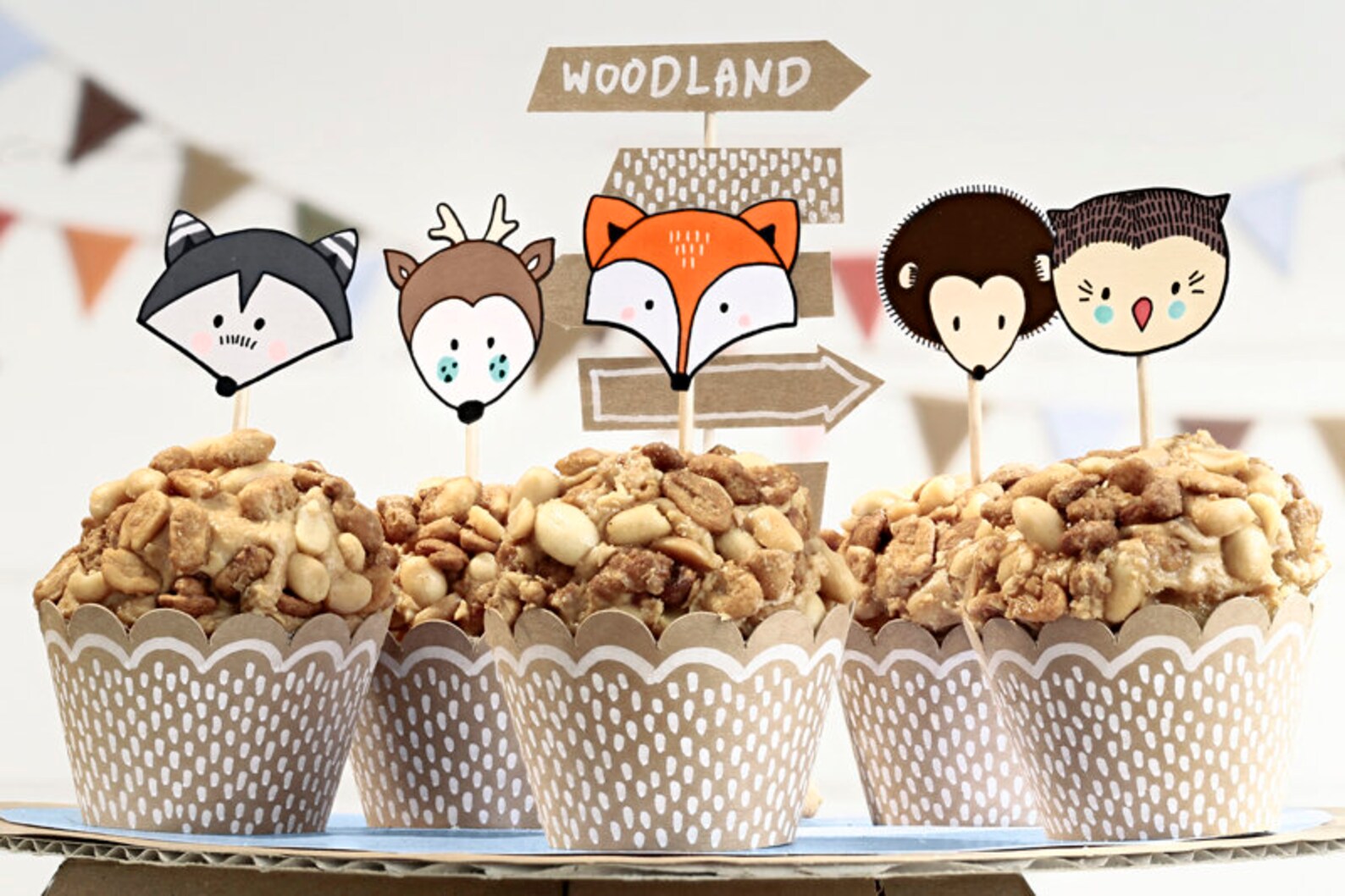 Cake Topper Woodland Signpost, 20.5cm, Happy Birthday Decorations, Kids ...