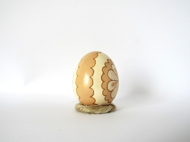 Etched egg Pysanky Carved egg shells Сhicken brown egg | Etsy
