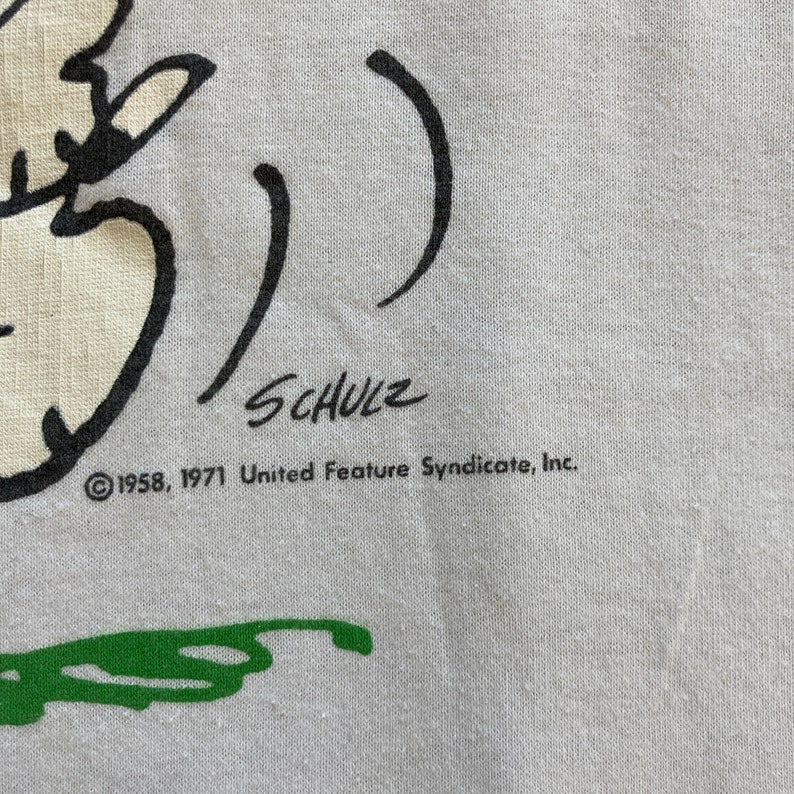 Vintage 70s SNOOPY & Boombox Music T Shirt Fitted Peanuts Charles ...