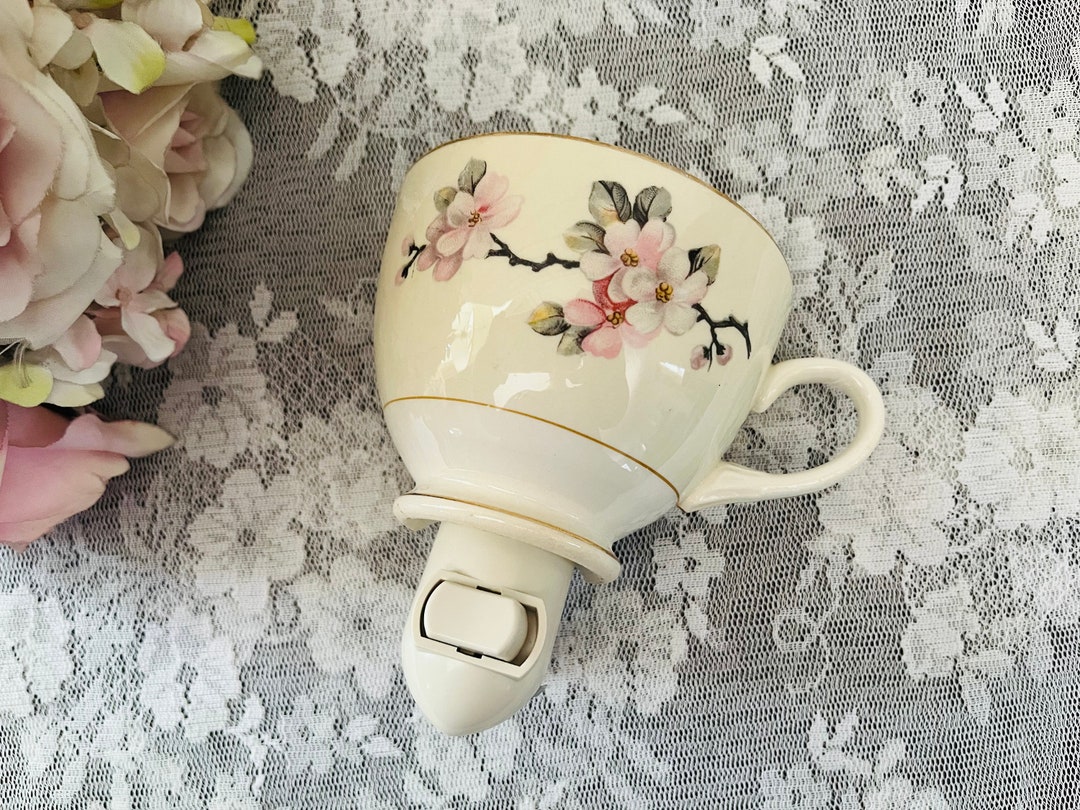 Cottage Vintage Teacup Night Light - Etsy