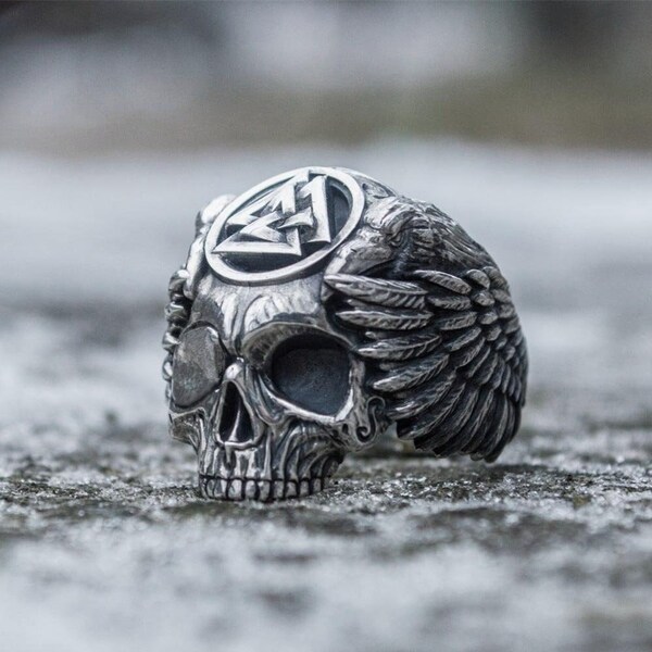 Winged Skull Ring - Etsy