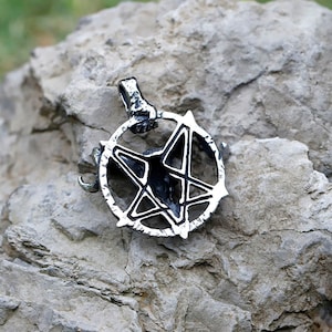 Satanic Goats Head Pentagram Sigil of Baphomet Pentacle Gothic Punk ...