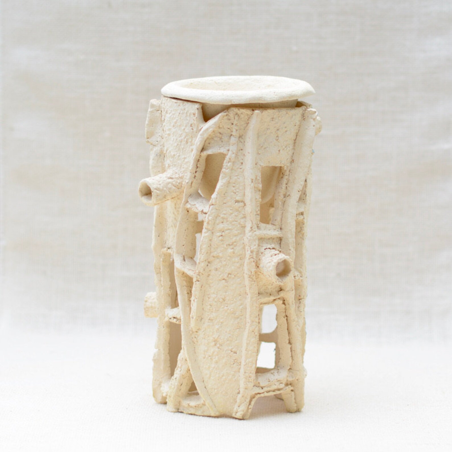 Openwork Ceramic Log Plant Stand With Plant Pot - Etsy