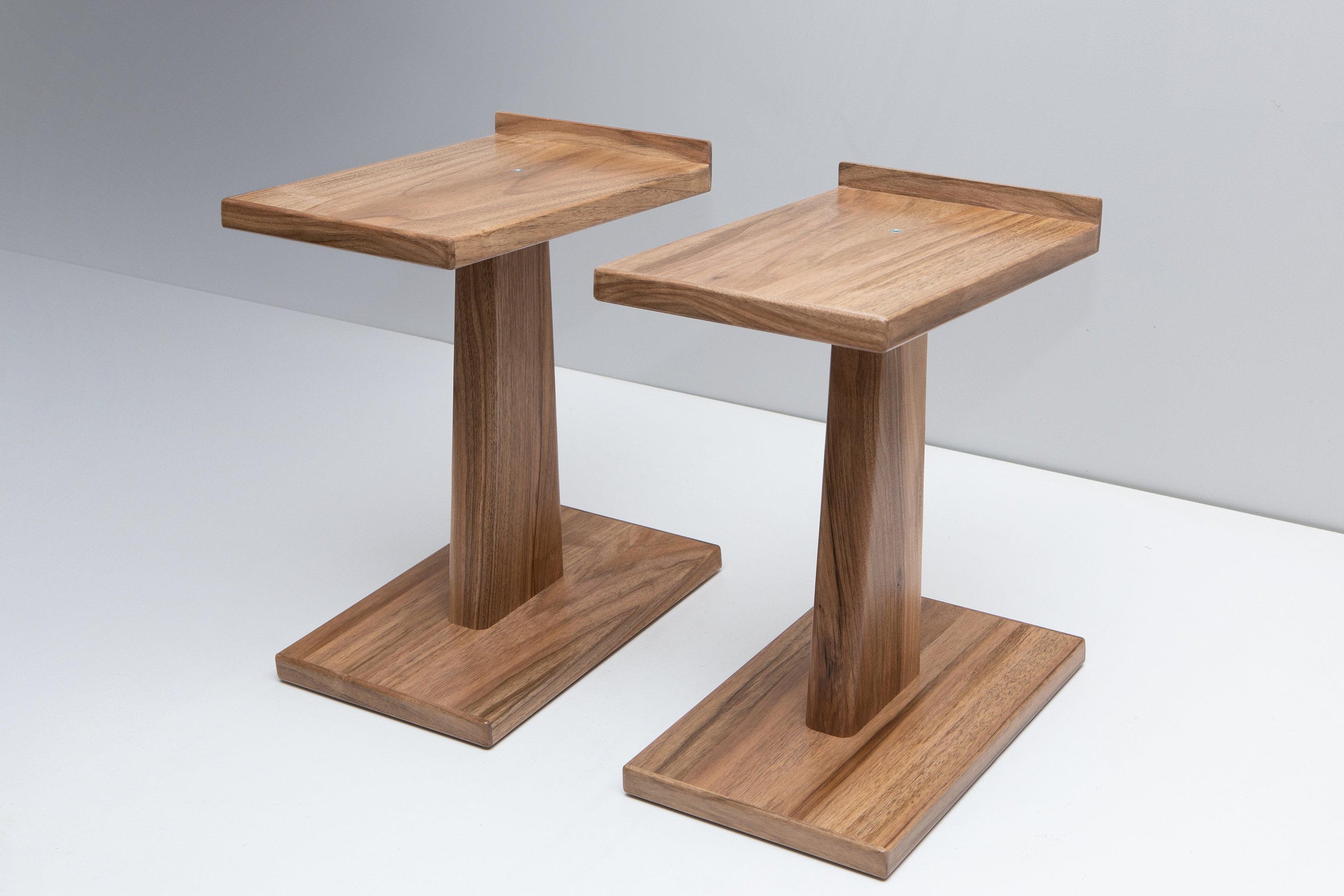 Speaker Stands: Enhance Your Sound System With Natural Walnut Wood ...