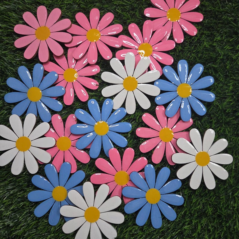 Hand Painted Daisy Magnet: Laser Cut Wood, Epoxy Finish - Etsy