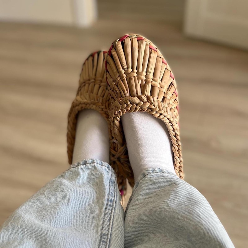 Handwoven Straw Slippers - Etsy