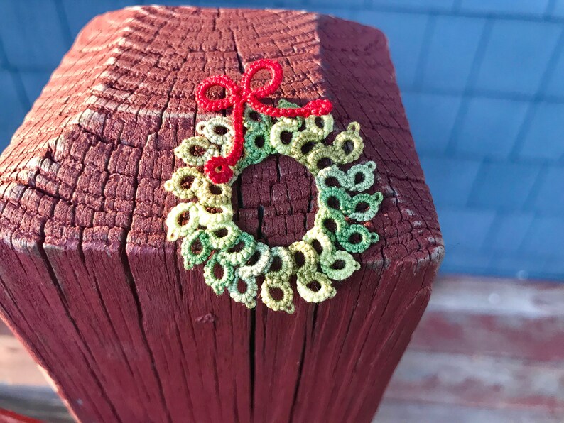 PDF Tatting Pattern- Holiday Wreath With Bow - Etsy