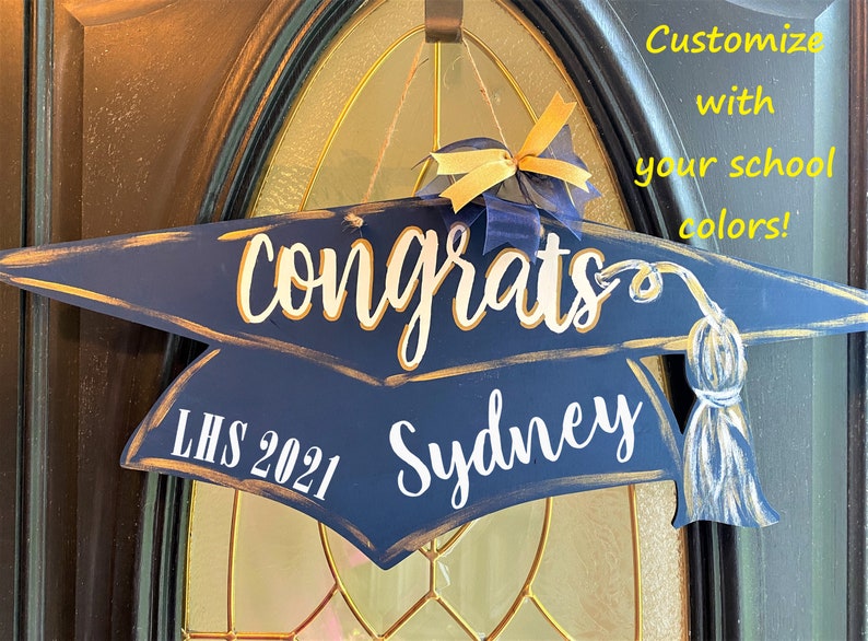 Graduation Banner, Class of '22 Photo Prop, 2022 Grad Cap Door Hanger ...