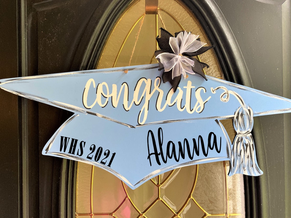 Graduation Banner, Class of '22 Photo Prop, 2022 Grad Cap Door Hanger ...
