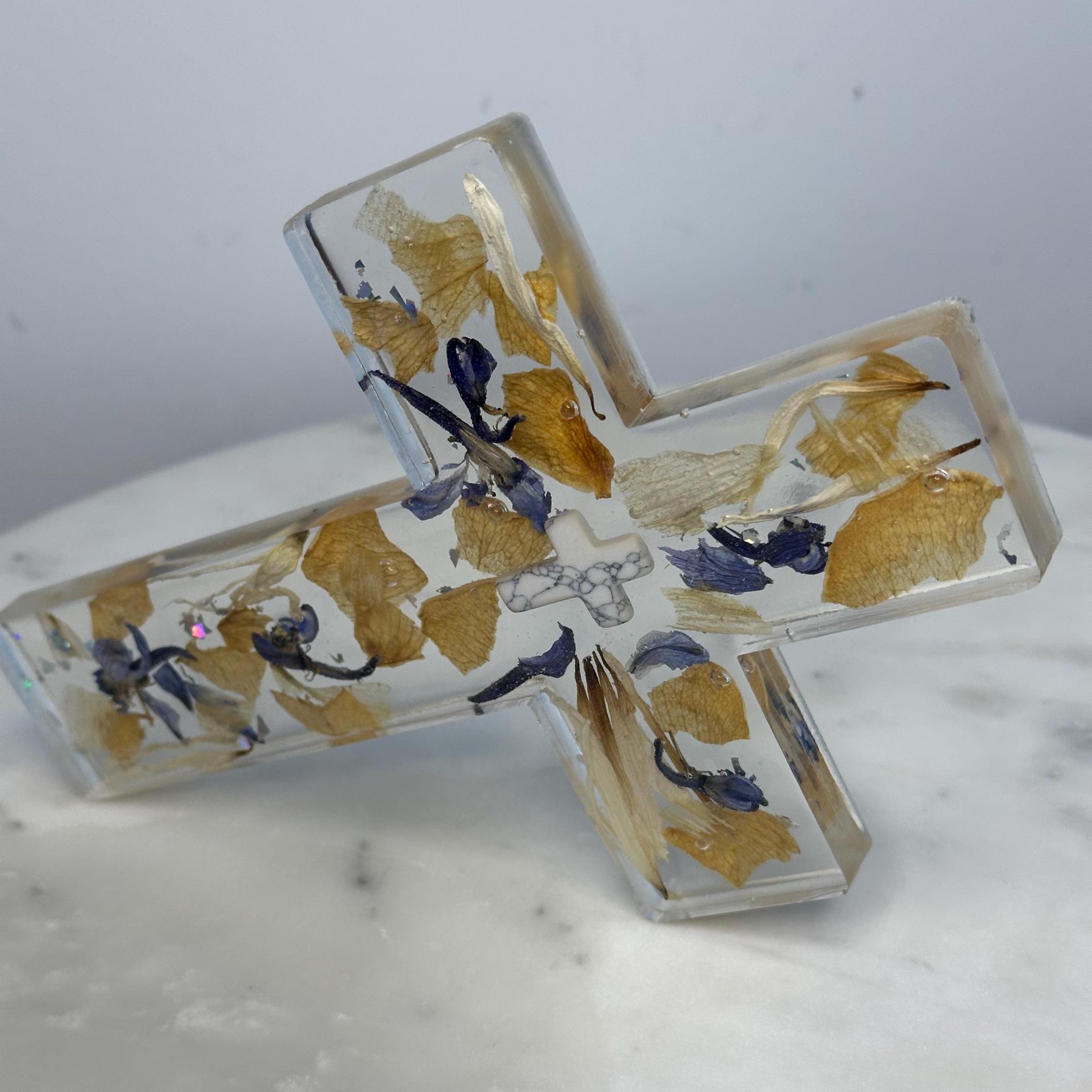 Custom Flower Epoxy Resin Keepsake | Preservation | Wedding | Funeral ...