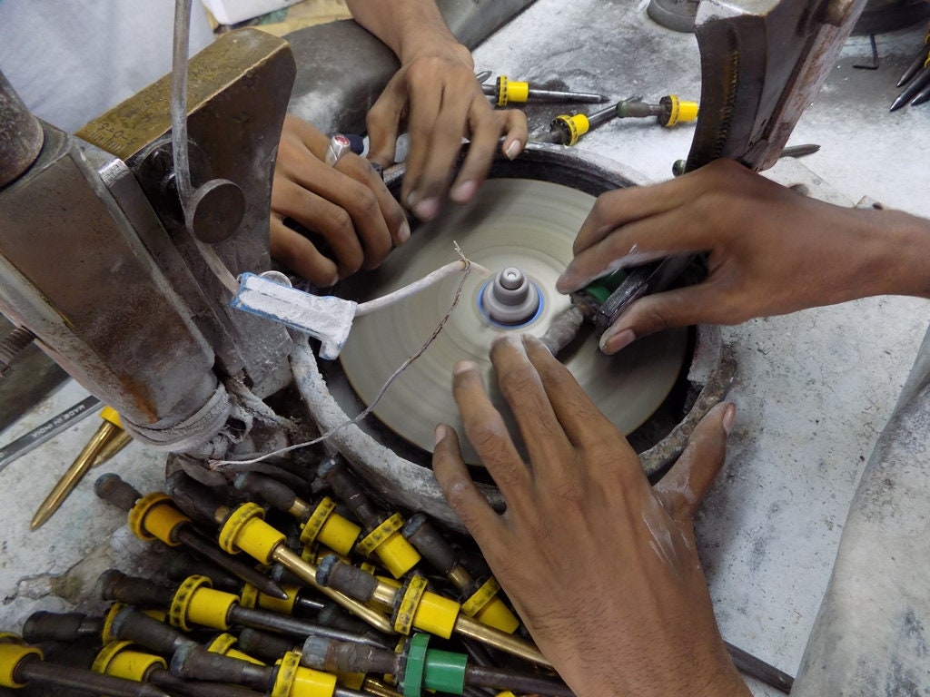 Gemstone Lapidary Service-gemstone Cutting Faceting Service-cabochon ...