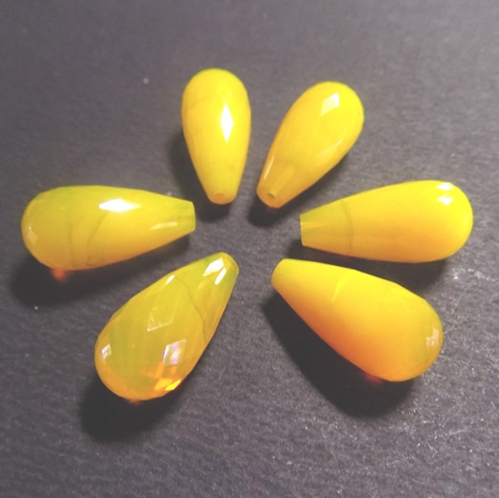 Yellow Chalcedony Quartz Handmade Faceted Teardrop Shape Top - Etsy UK