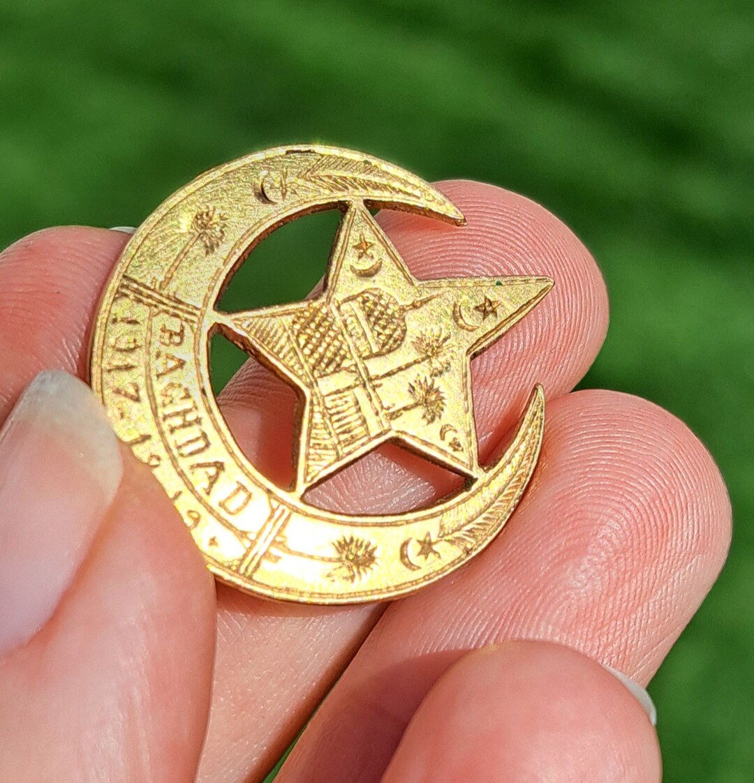 Antique 18ct Gold Star Crescent Islamic Pendant. Baghdad 1917. World ...