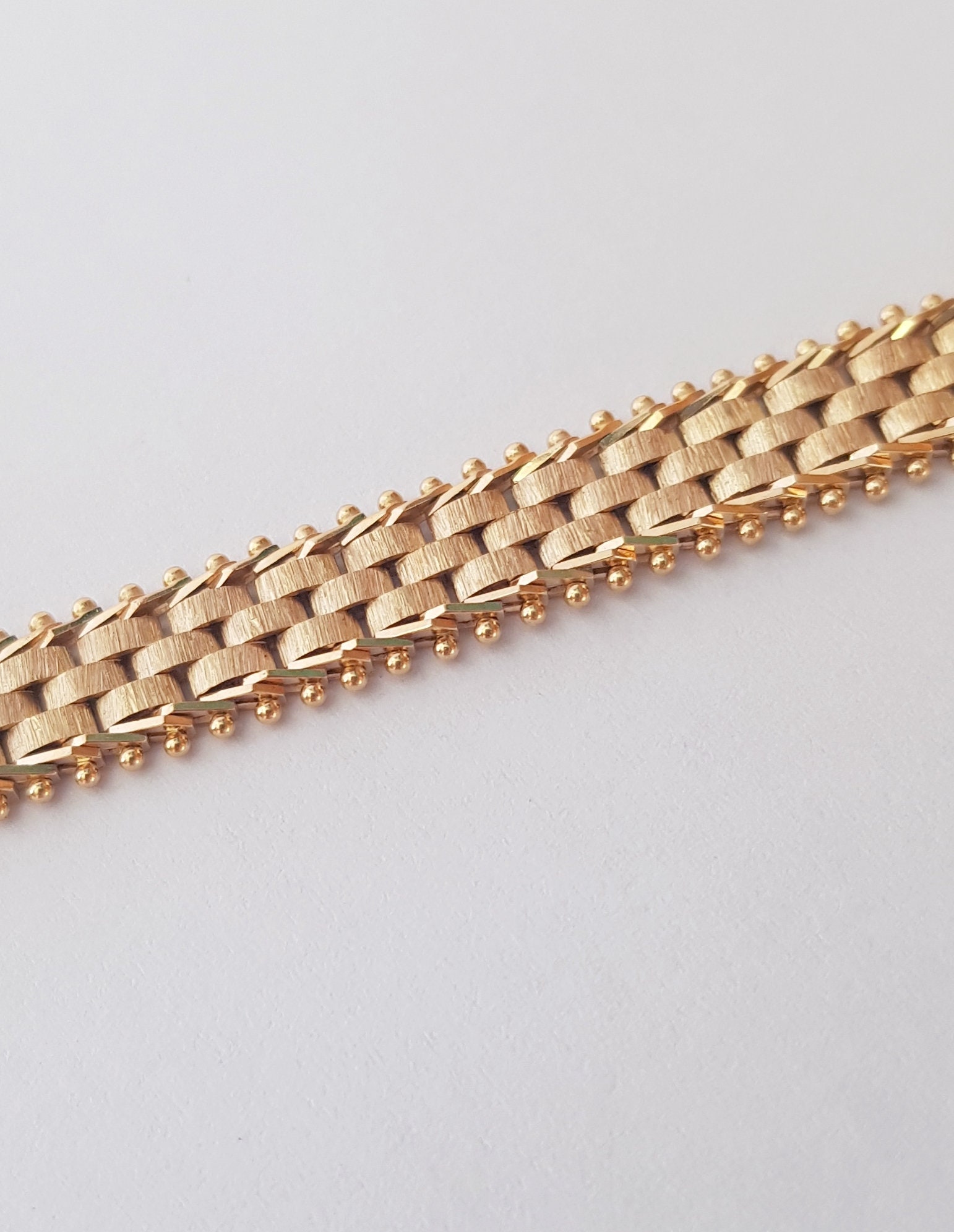 14ct Gold Flat Box Chain Bracelet With Box Clasp. 7 1/4 - Etsy