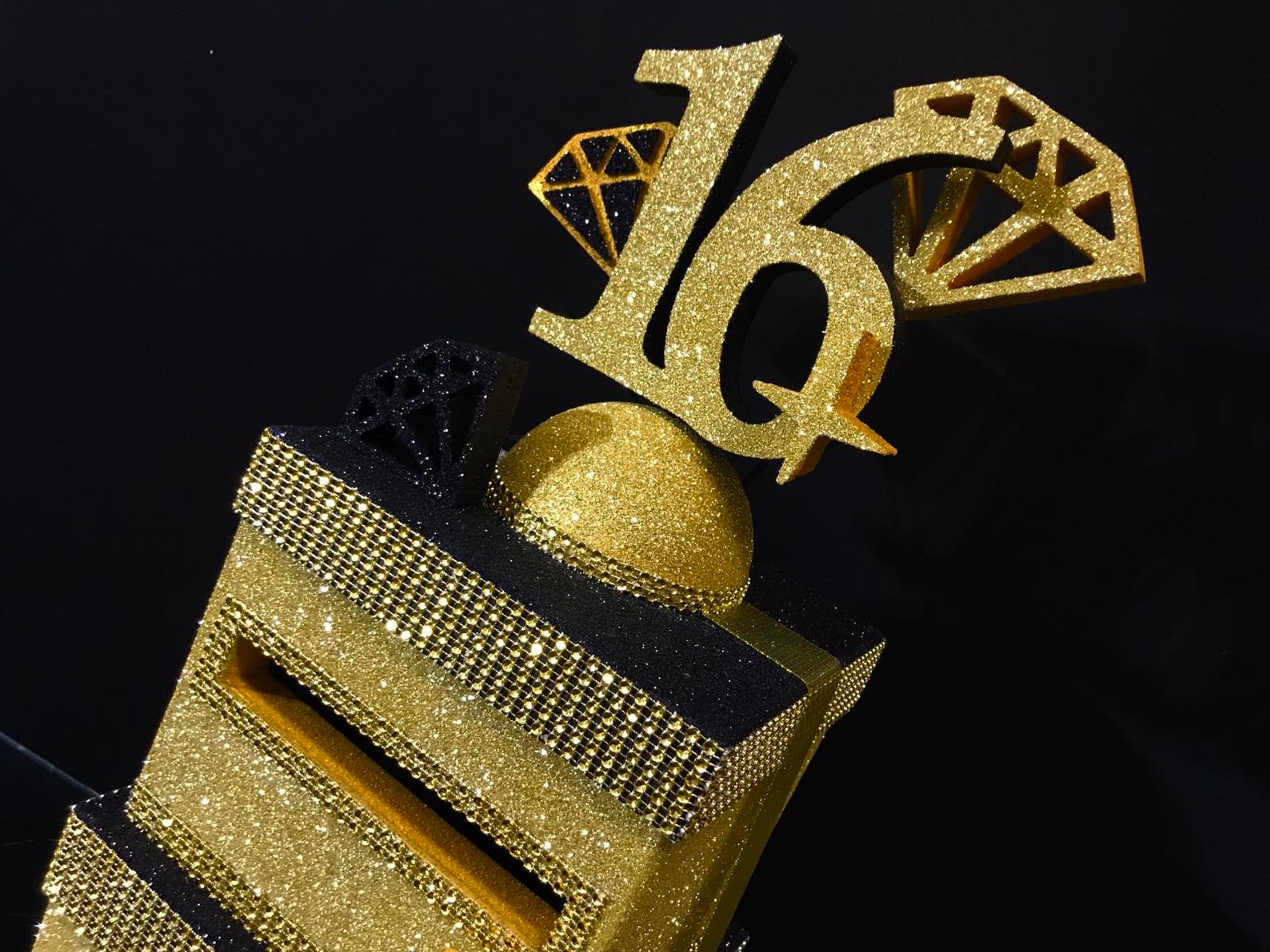 SET Diamonds Sweet 16 Candelabra Foam and Cardbox,diamonds Gold Theme ...