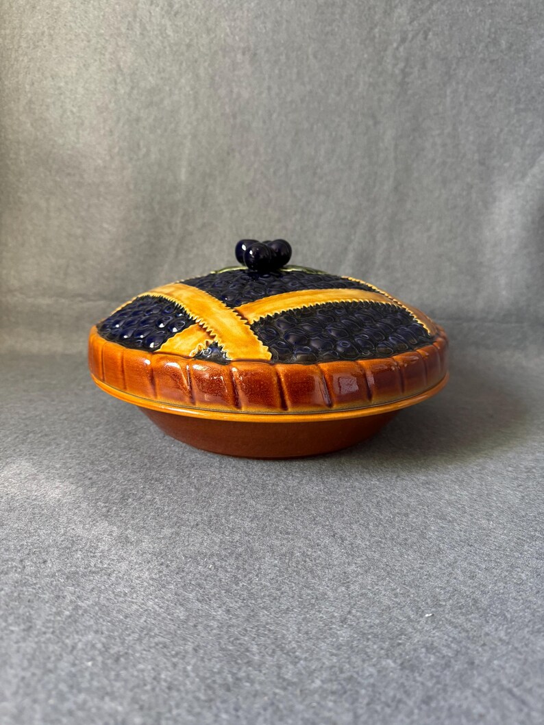 Vintage Ceramic Blueberry Pie Keeper, Majolica Trompe Loeil Pie Dish ...