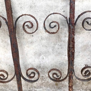 1-35” Old Iron Fence Post Decorative Salvage Rusty Chippy Black Antique ...