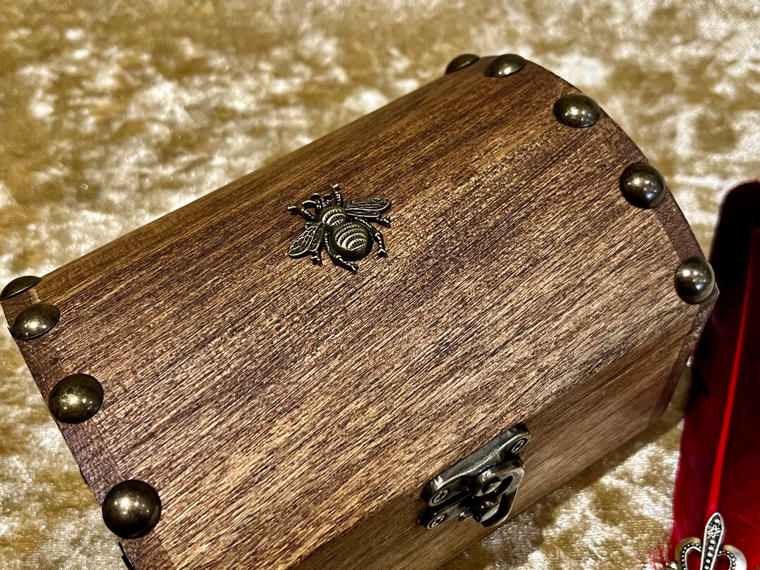 Chest | Box | Bee | Fantasy | Wooden | DND Dice | Dnd Dice | Box for ...