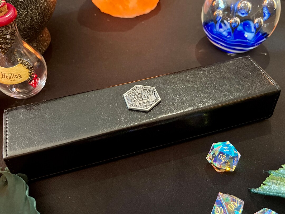 D20 Dice Box Vault: Vegan Leather Dnd Dice Storage - Etsy