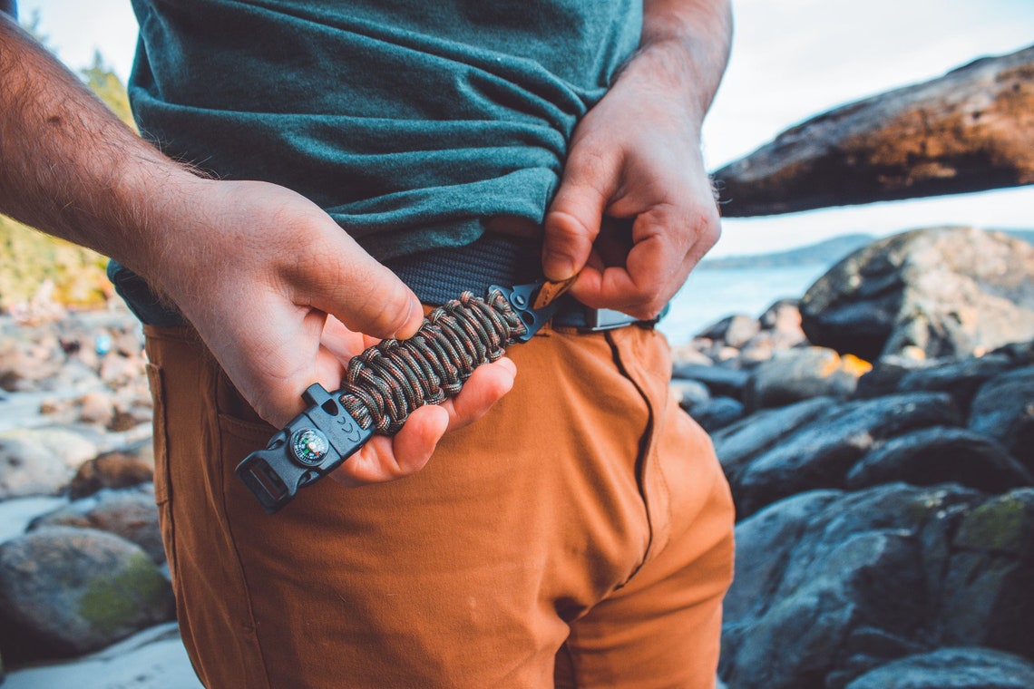 10 in 1 Survival Clip-on, Ranger Survival Tool, Paracord Survival ...