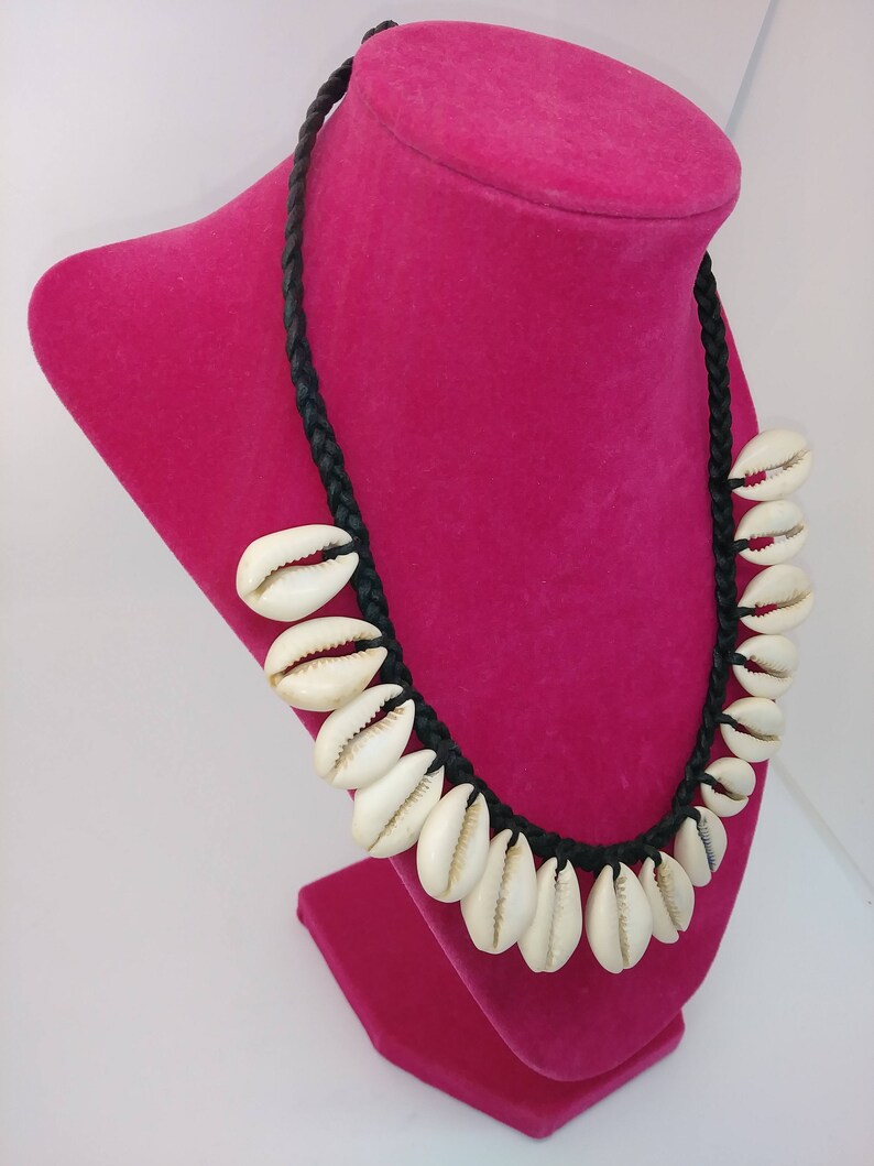 Kauri Shell Necklace Handmade in Ghana - Etsy
