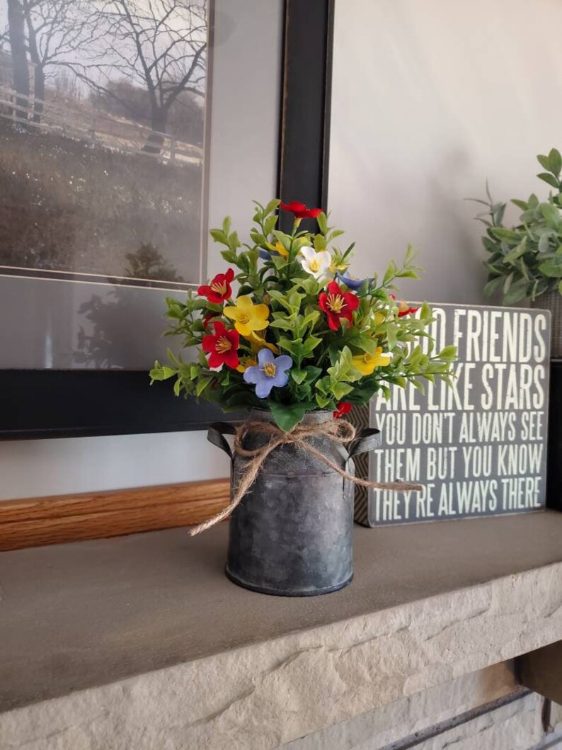 Farmhouse Centerpiece / Spring Table Arrangement / Farmhouse - Etsy