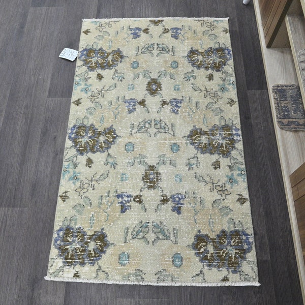 2x4 Runner Rug - Etsy