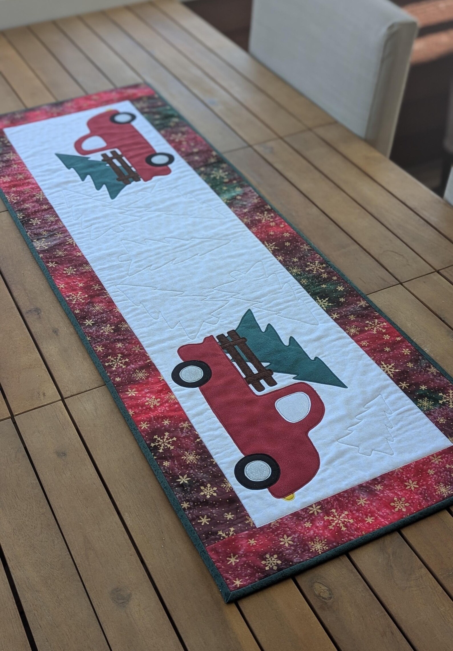 Christmas Truck Table Runner - Digital Pattern - Etsy