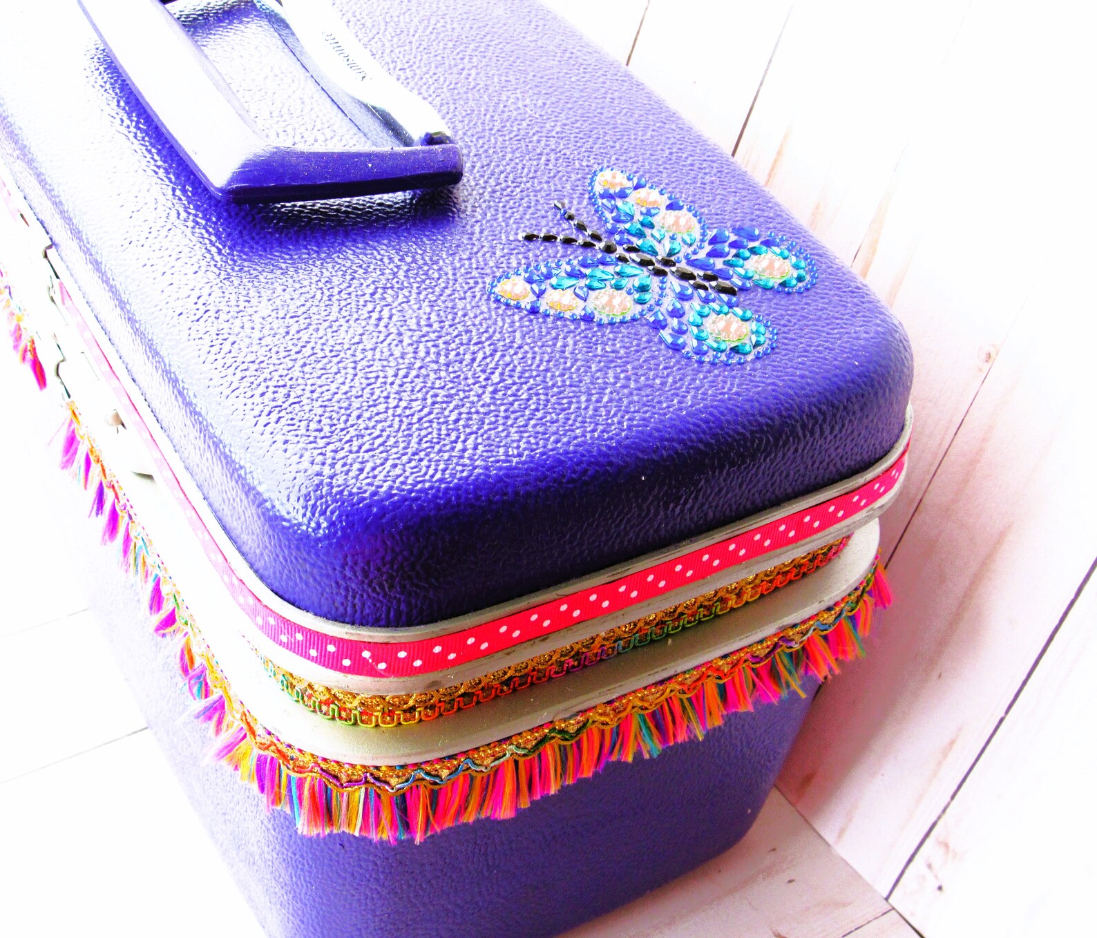 Girl's Upcycled Rainbow Butterfly Train Case Vintage - Etsy