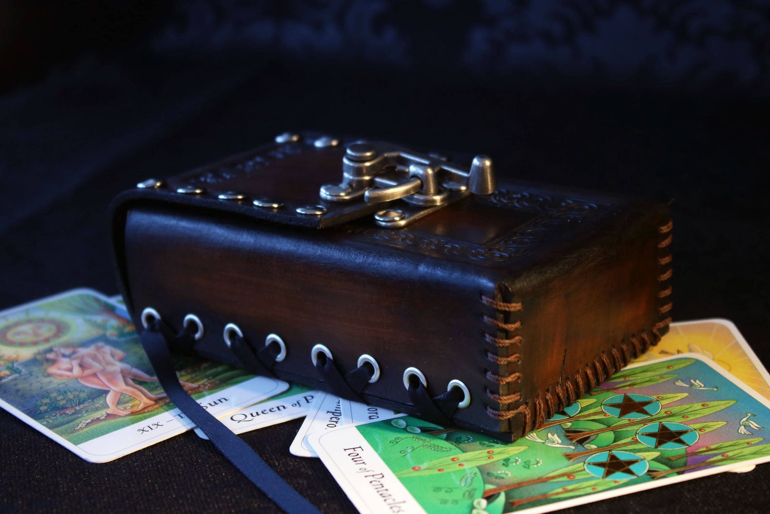 Leather TAROT BOX , Tarot Bag, Tarot Card Box , Custom Tarot Case ...
