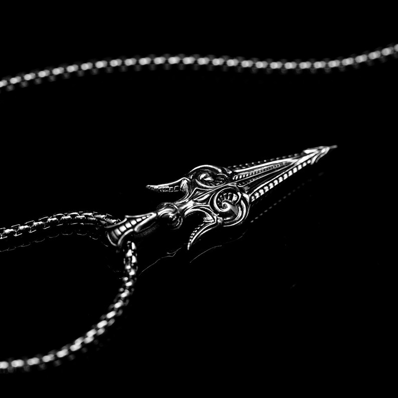 H.r.giger Stlye Gungnir Pendant Sterling Silver Pendant Silver - Etsy
